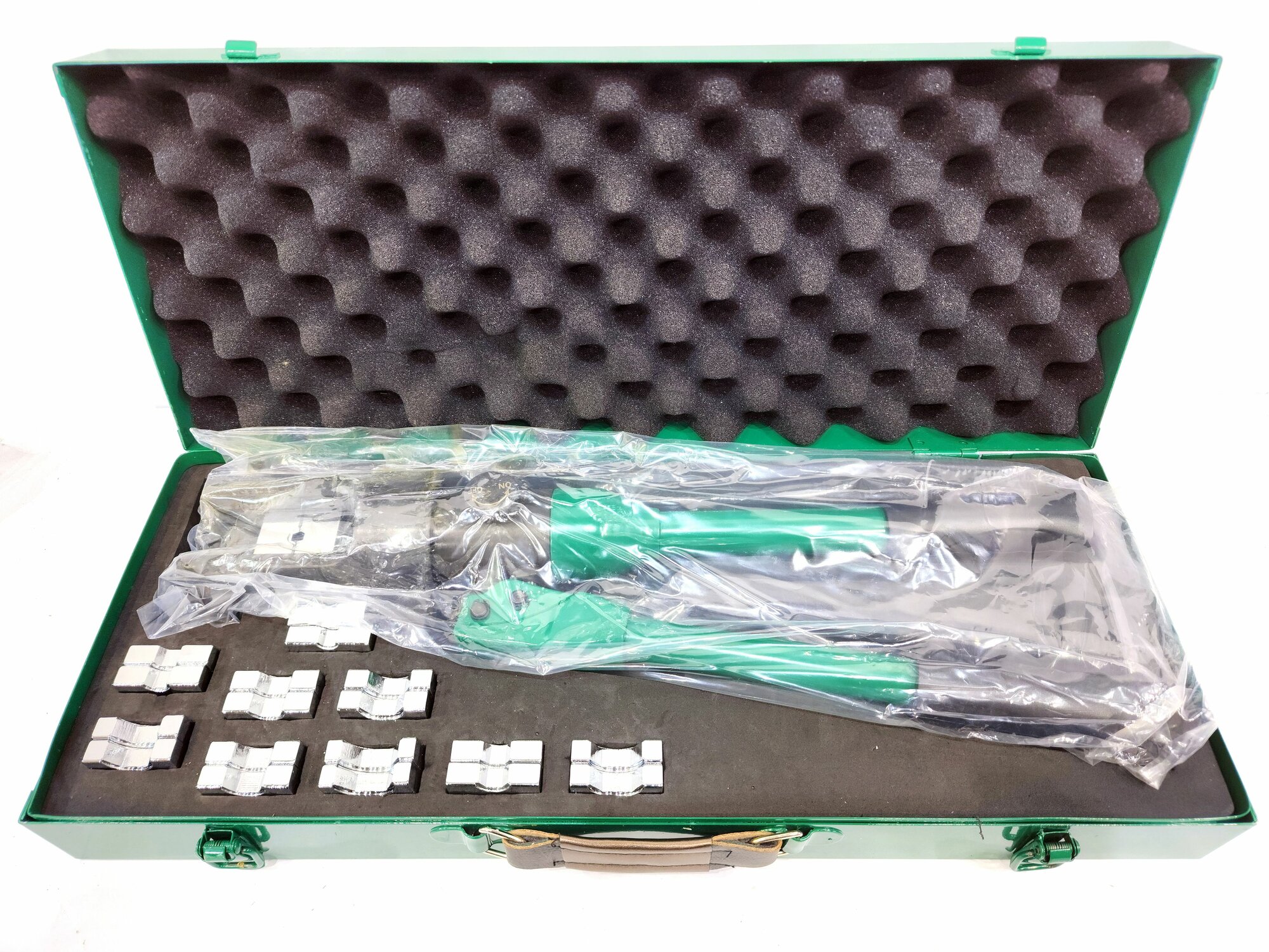 Гидравлический обжимной пресс 8T SATA 99018