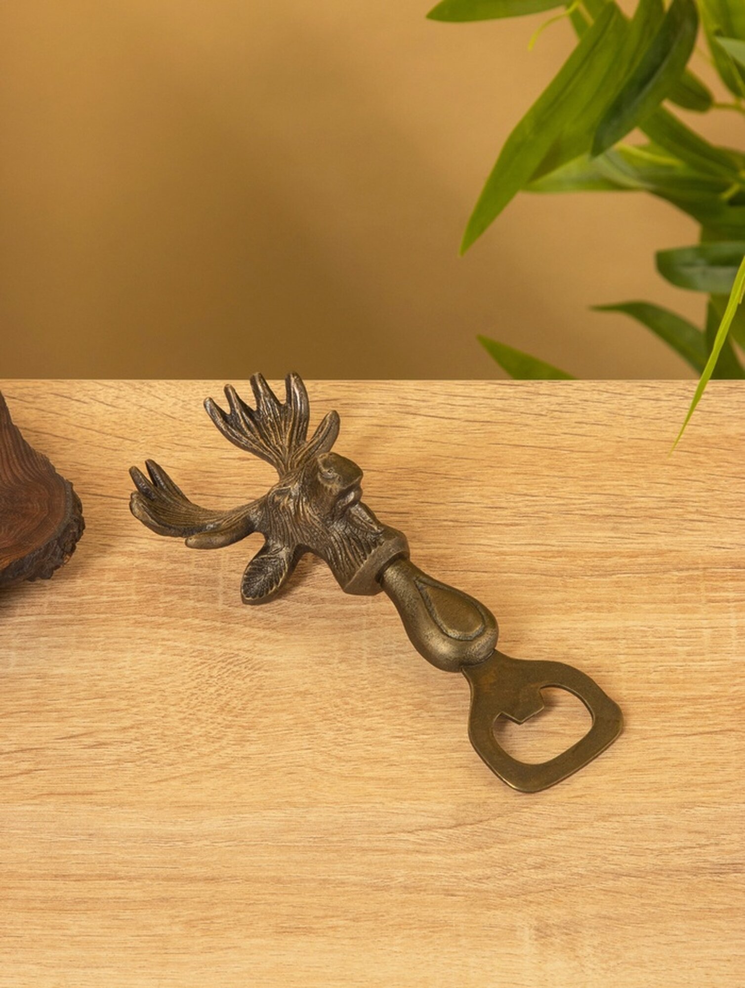 Открывашка "Лось", алюминий, 15,5 x 7,5 x 5 см, цвет бронзовый