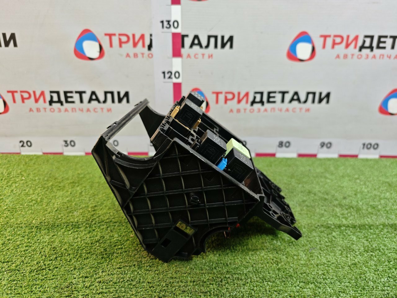 Блок предохранителей под капот Skoda Rapid 1.6 CFN 2015 (б/у)
