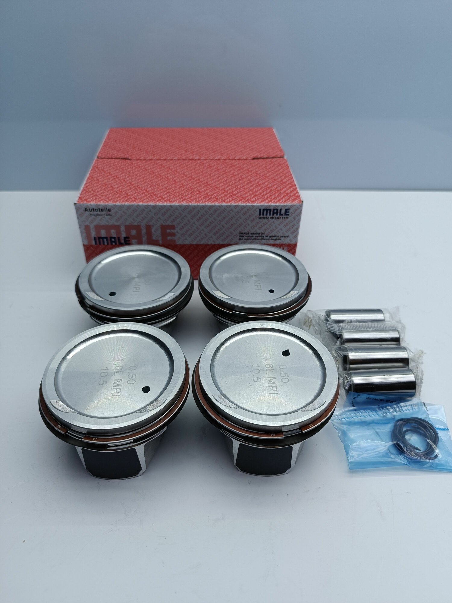Комплект новых ремонтных (+0.50) поршней VW VAG EA 211 1.6 СWV IMALE/IMLENG I01001073 04E107065FD