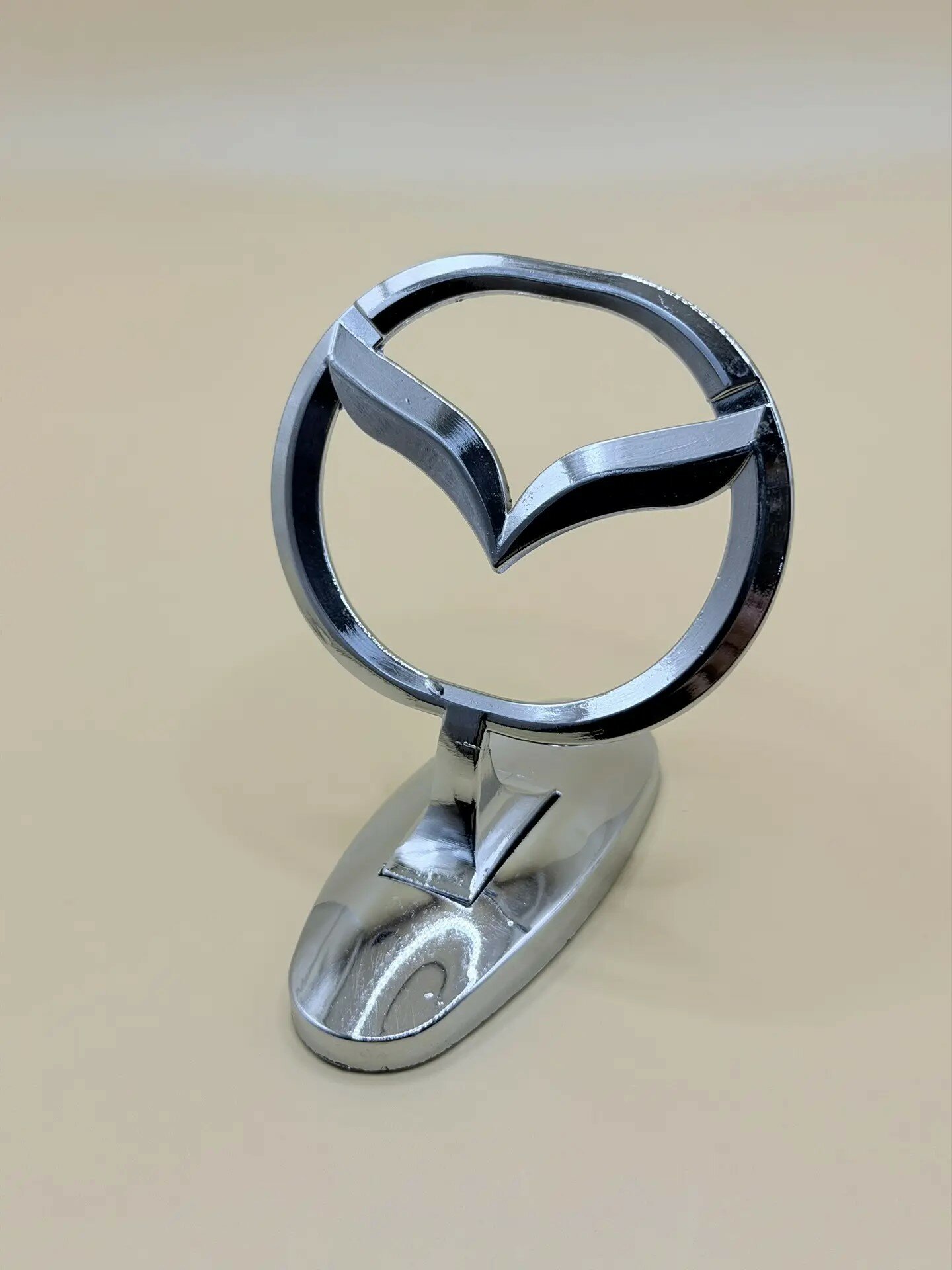 Универсальная Эмблема Прицел Mazda Хром
