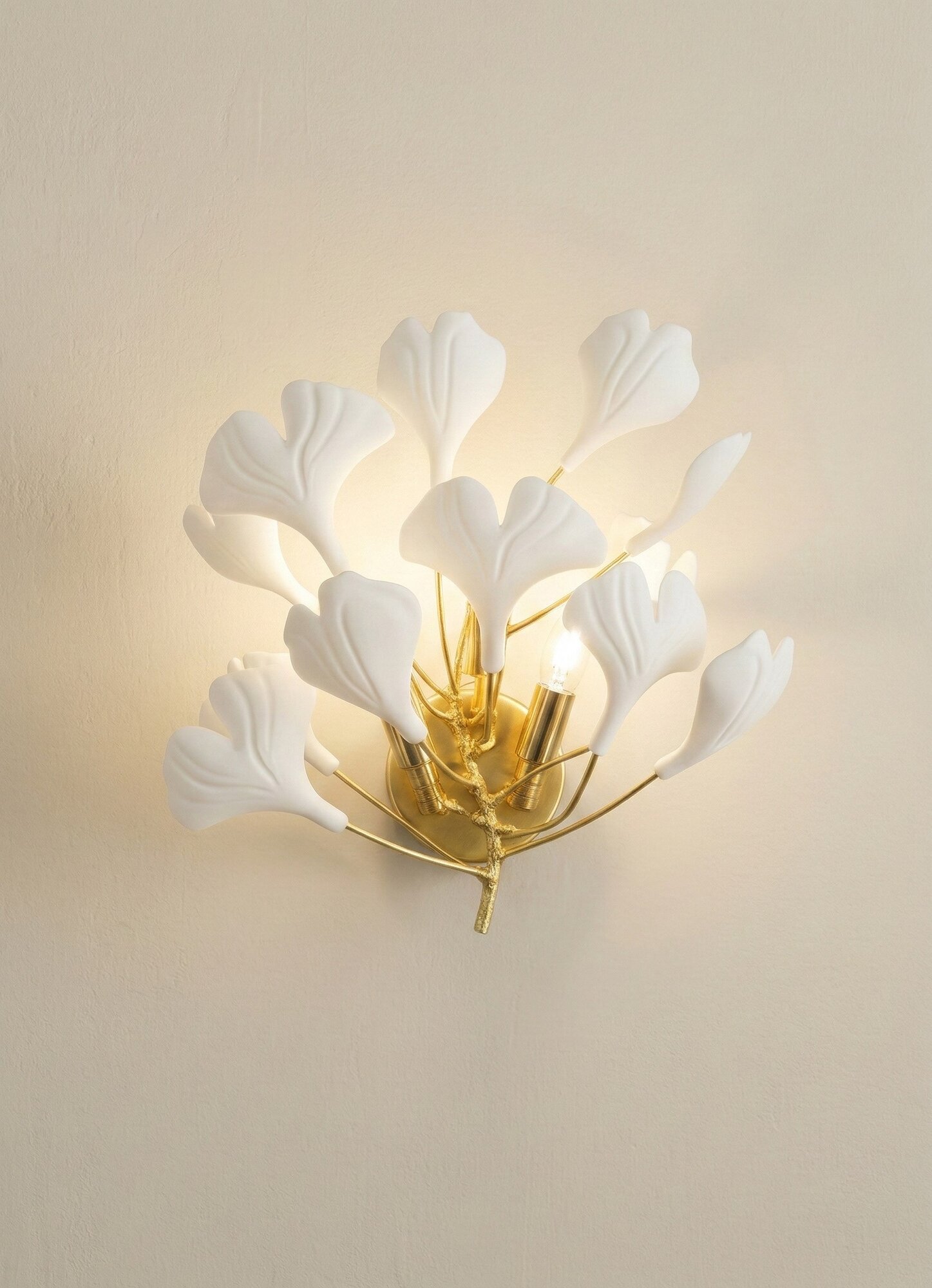 Настенный дизайнерский светильник гинкго билоба, бра Свет Столицы