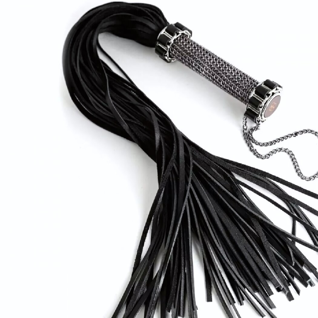 Плеть из натуральной кожи 75 см, черная, с плетеной рукояткой