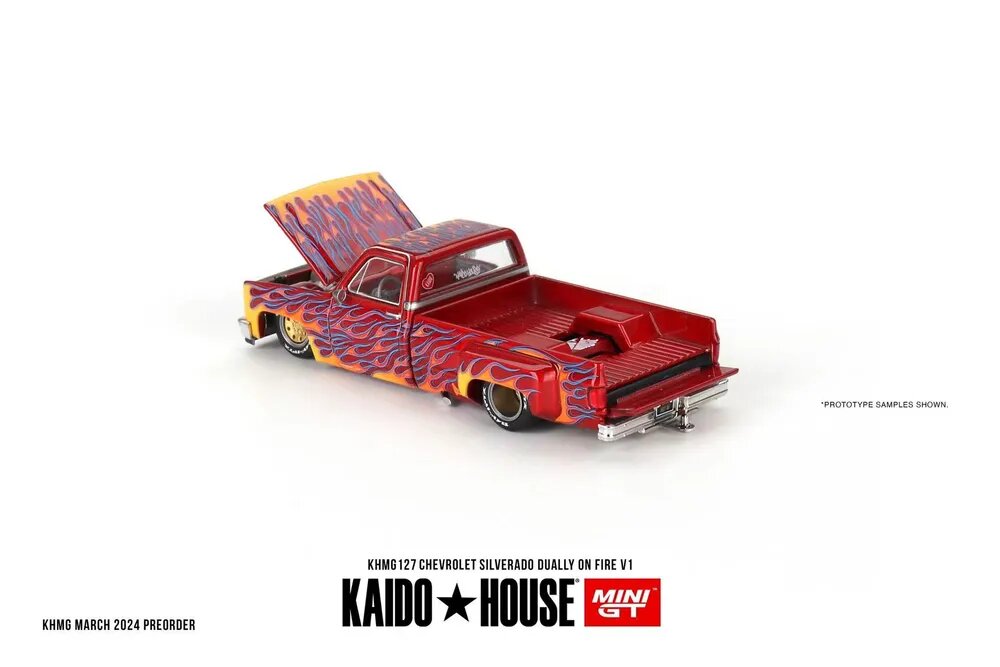 MINI GT+KAIDO HOUSE Khmg 127 Chevrolet Silverado Dually On Fire V1 Литой под давлением автомобиль модели 1/64 Kaido Works V1