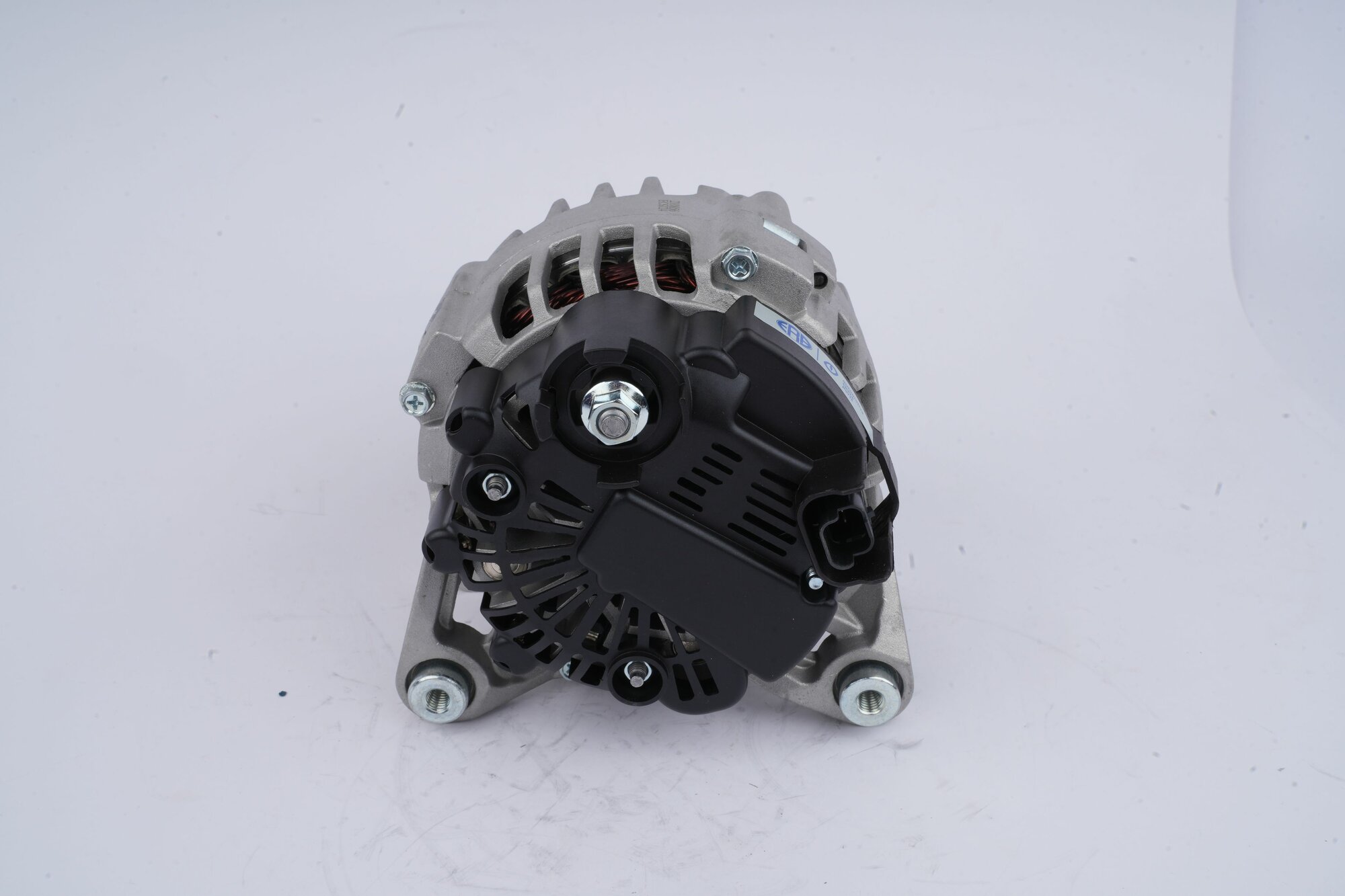 Генератор RENAULT DUSTER 2011 - 2016/LOGAN 2004 - 14V 95A ERA 210856 — фото 1