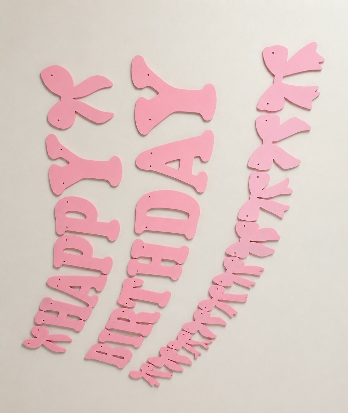 Гирлянда растяжка надпись Happy Birthday бантики розовая