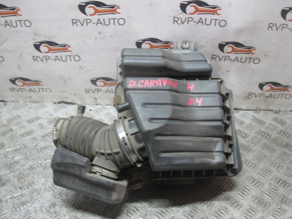 Корпус воздушного фильтра Dodge Caravan 4 2000-07