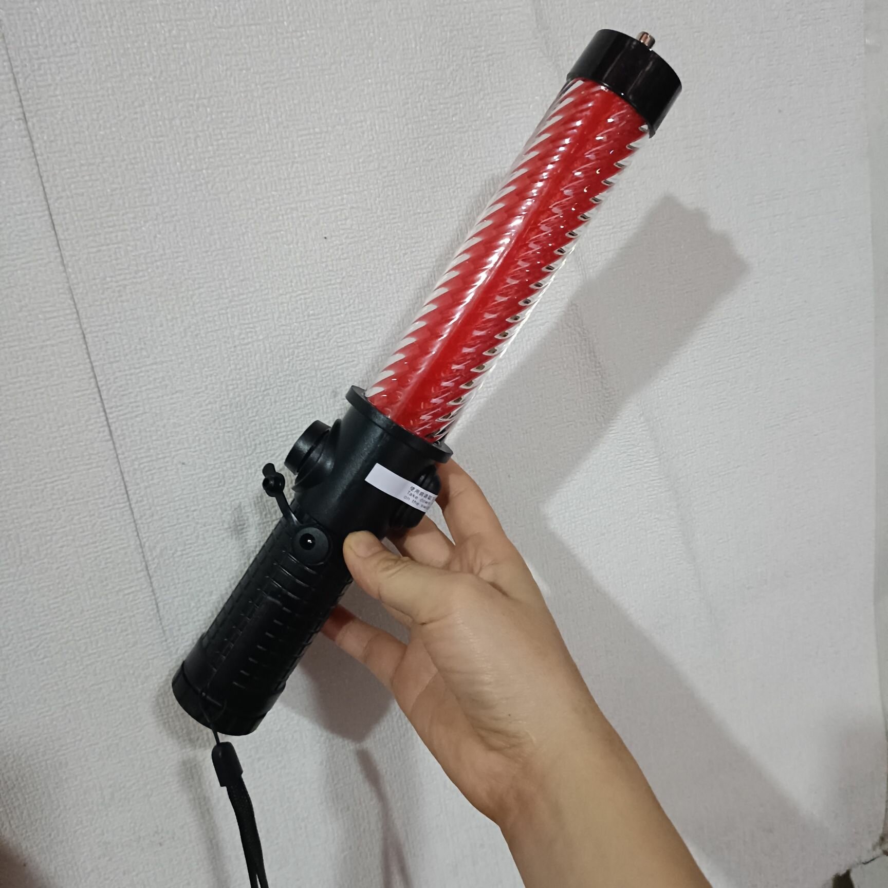 Перезаряжаемый светодиодный многофункциональный сигнальный жезл, портативный уличный флуоресцентный светильник с высокой яркостью, аварийный сигнальный фонарь.