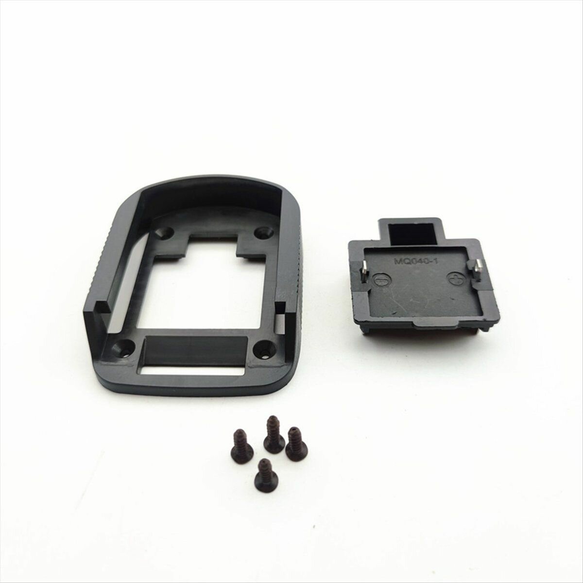 Самодельный адаптер для аккумулятора Makita 18 В (пластиковый)