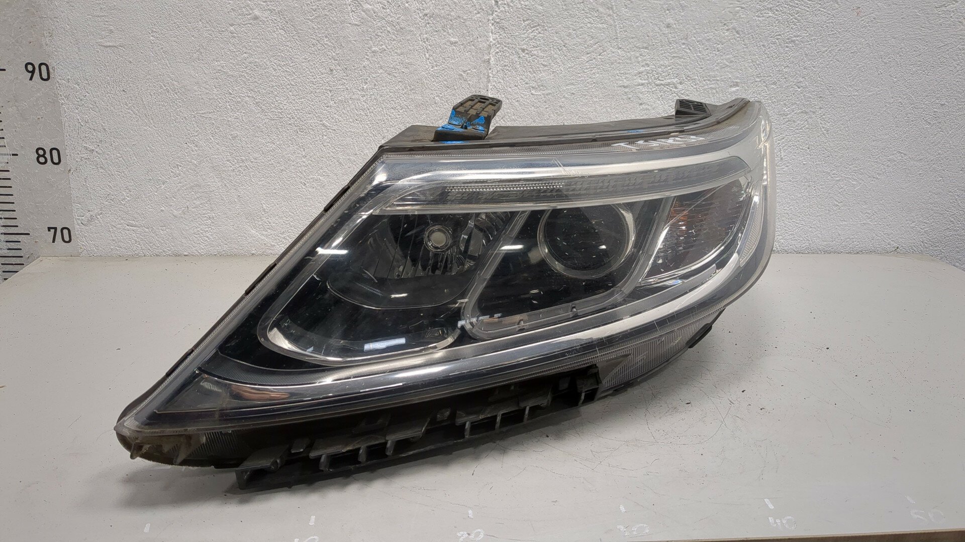 Фара (передняя) левая КИА Sorento XM Б/У