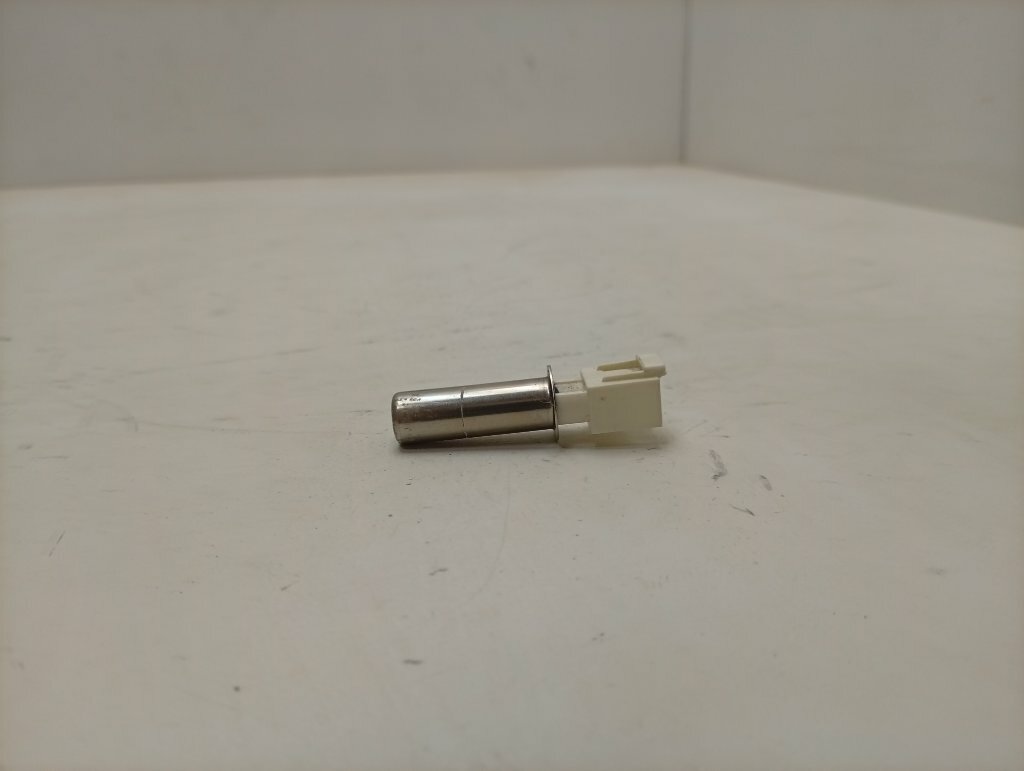 BWE81282LB кт35 Датчик температуры стиральной машины Indesit Ariston 16200173901 б/у