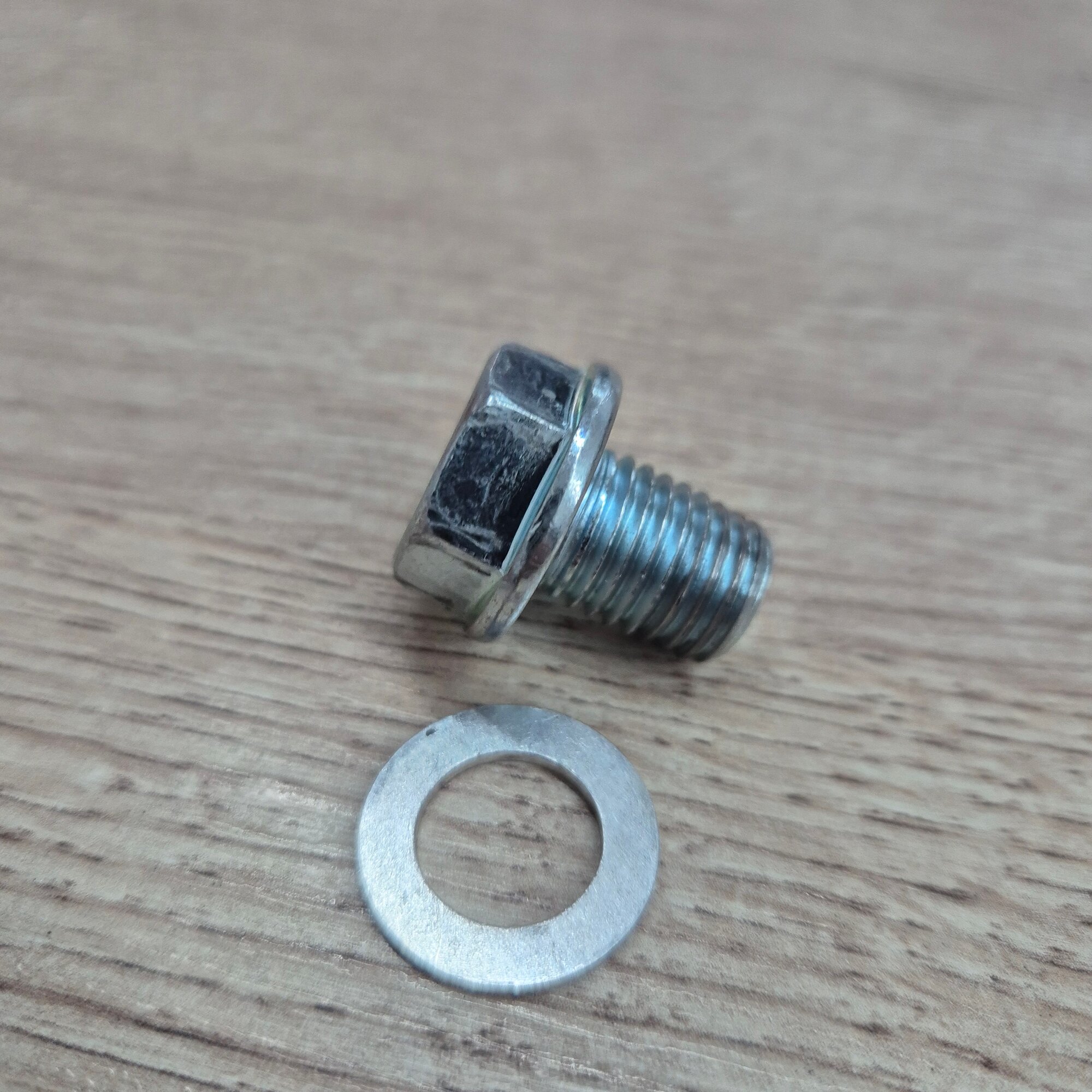 Пробка сливная поддона масла Mercedes BMW Range Rover M12x1.5