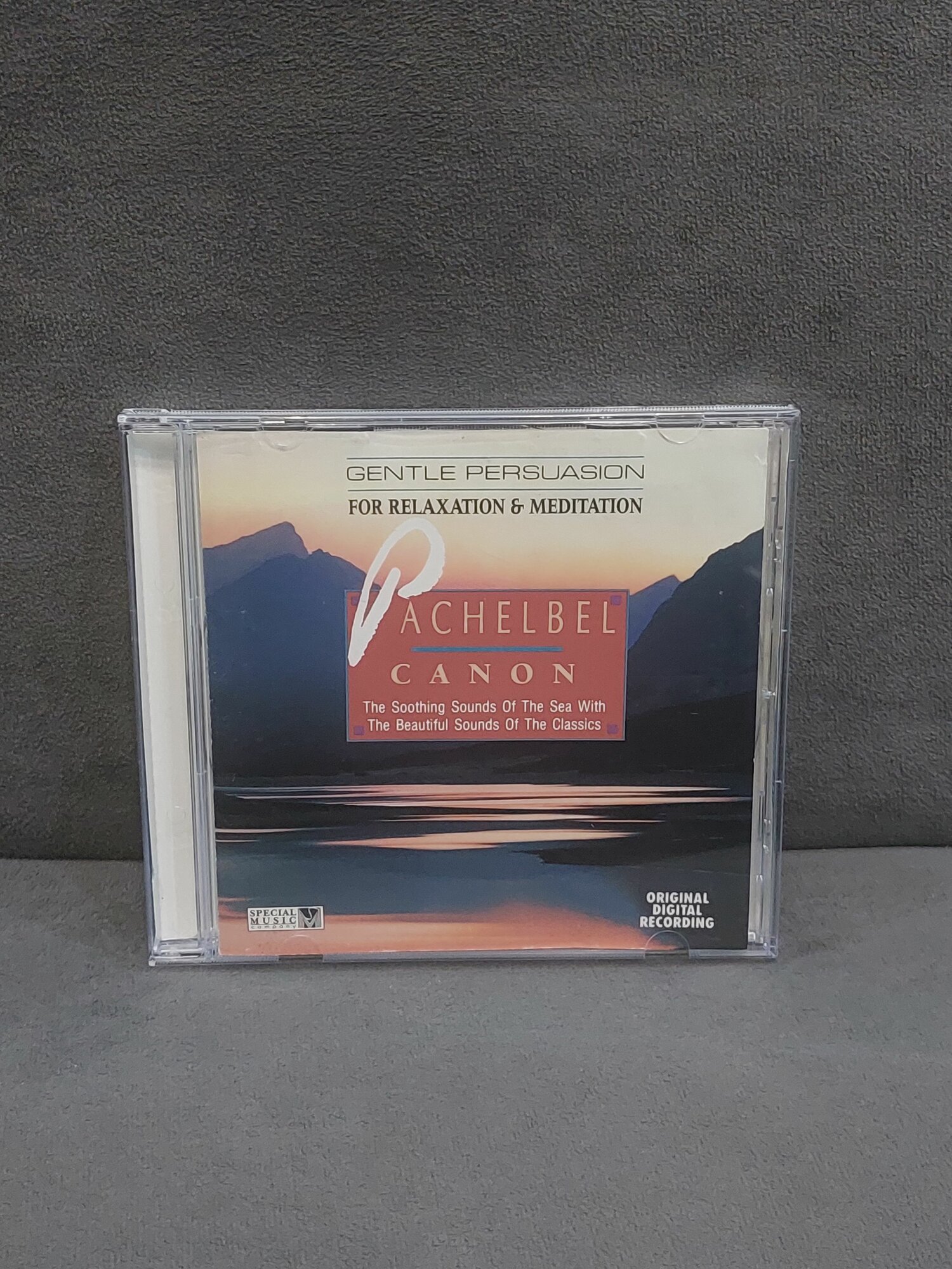Музыкальный CD Pachelbel-Canon with Ocean Surf