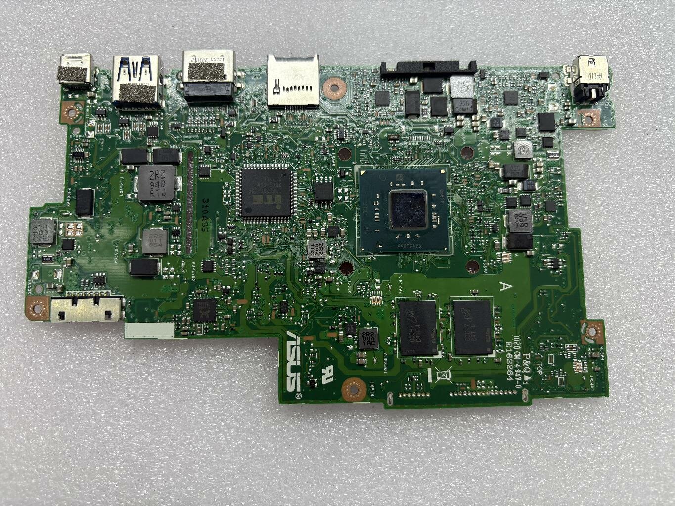 Материнская плата ASUS E203MA донор компонентов(039952)