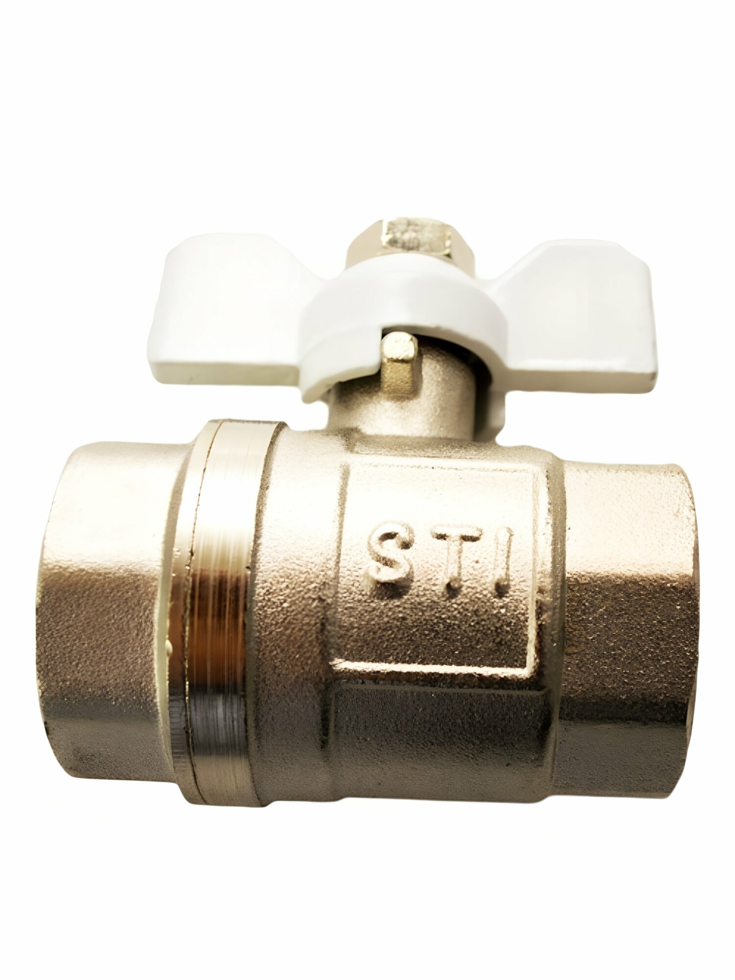 Кран для воды STI 3/4" г-г с ручкой-бабочкой, никелированный запорный механизм для надежной инженерной сантехники.
