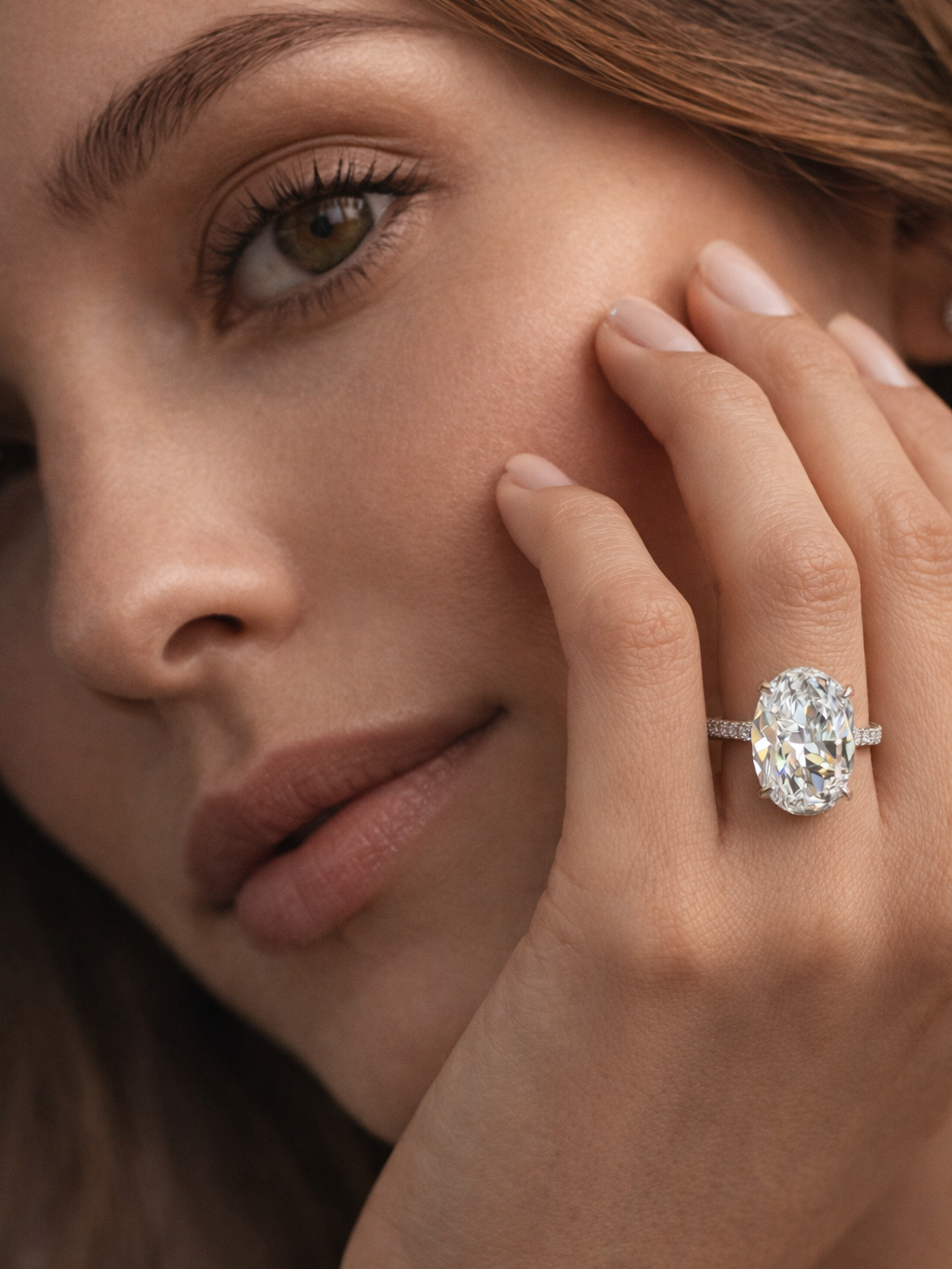 Кольцо помолвочное, циркон