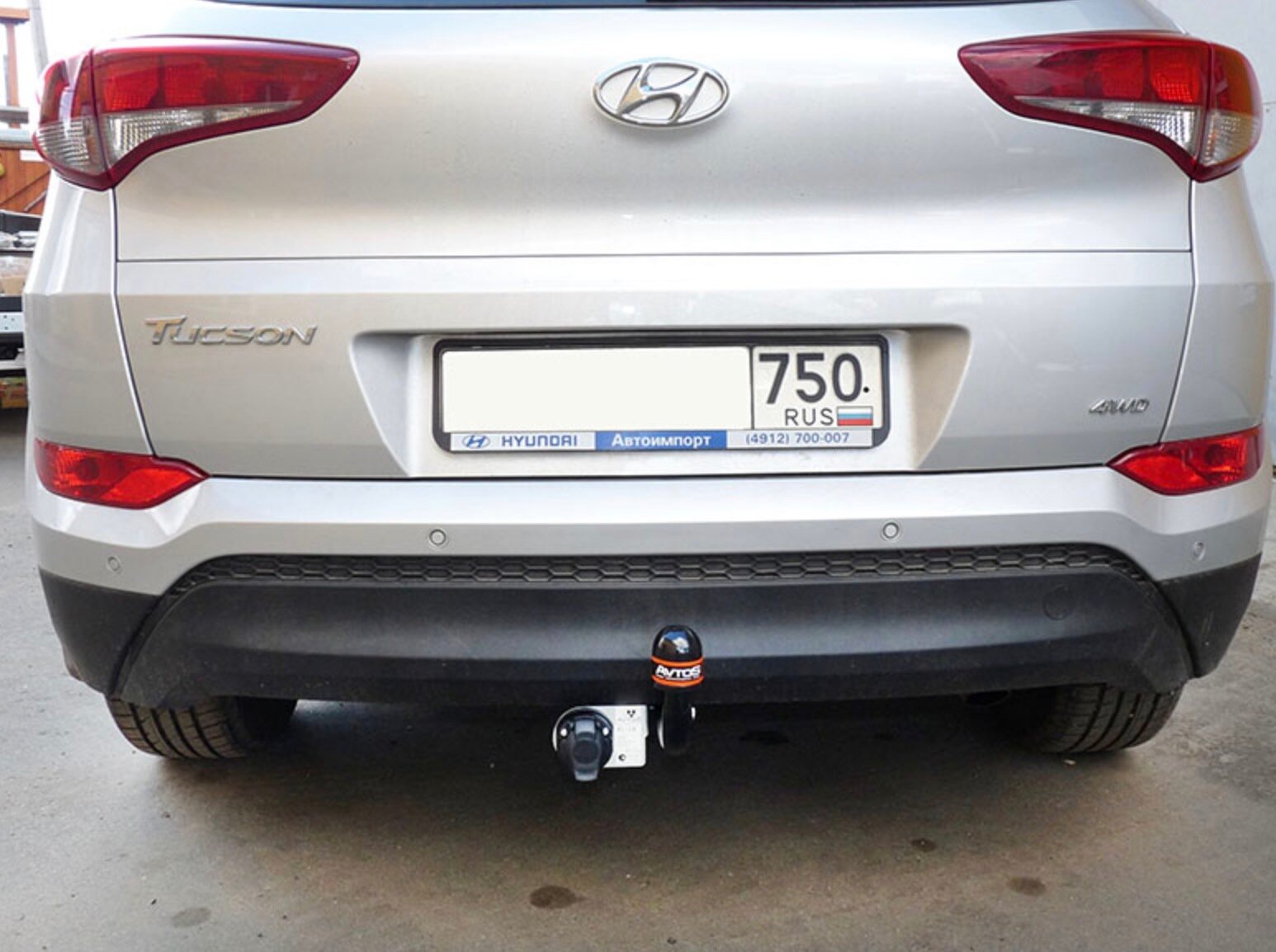 Фаркоп на HYUNDAI TUCSON (2015-2018) (без электрики, паспорт/сертификат в комплекте) Автос. HY 28