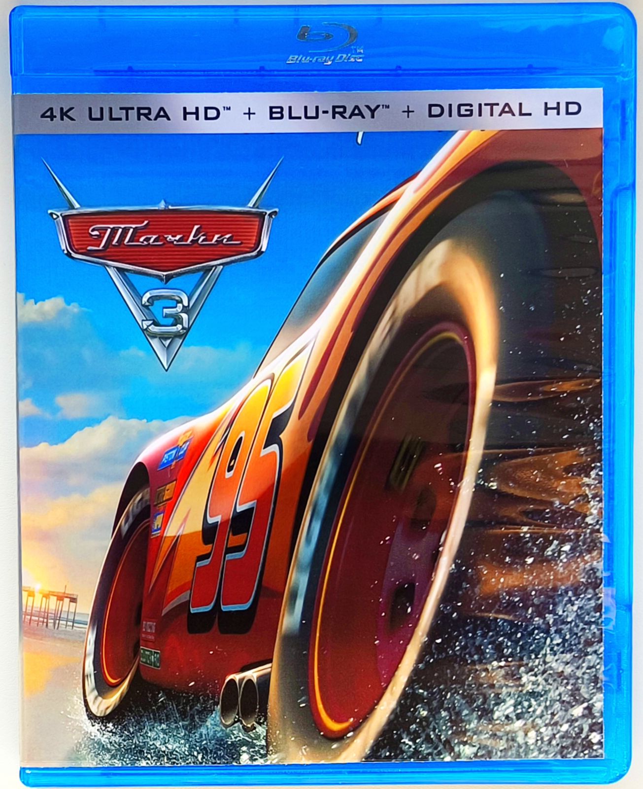 4K Ultra HD Blu-ray. Disney. Тачки 3. Мультфильм 2016 года. Комедия, приключения, семейный.