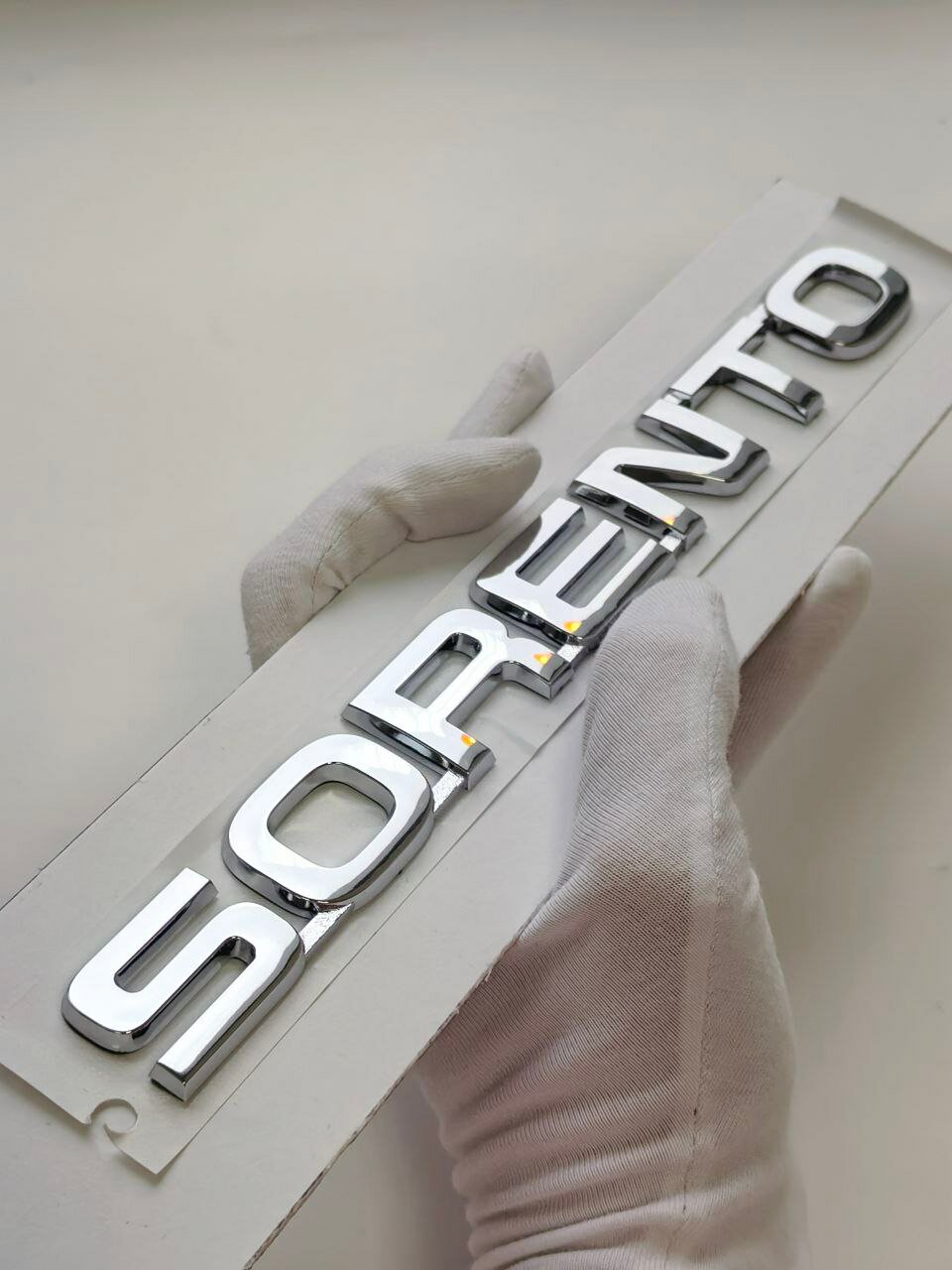 Надпись Sorento 225*24 мм, эмблема Kia, шильдик Киа, значок на автомобиль