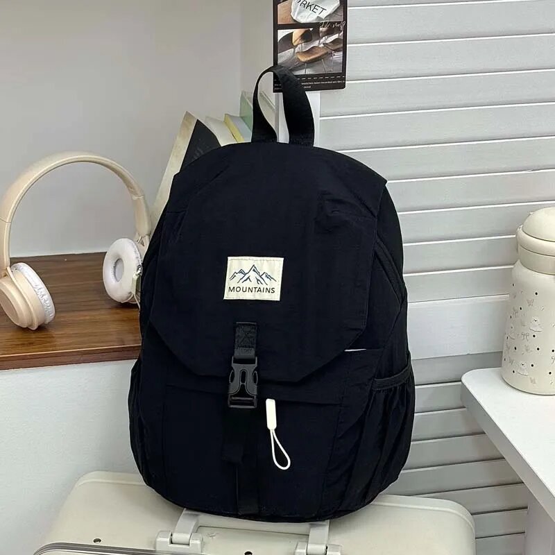 Модный женский рюкзак на плечо black