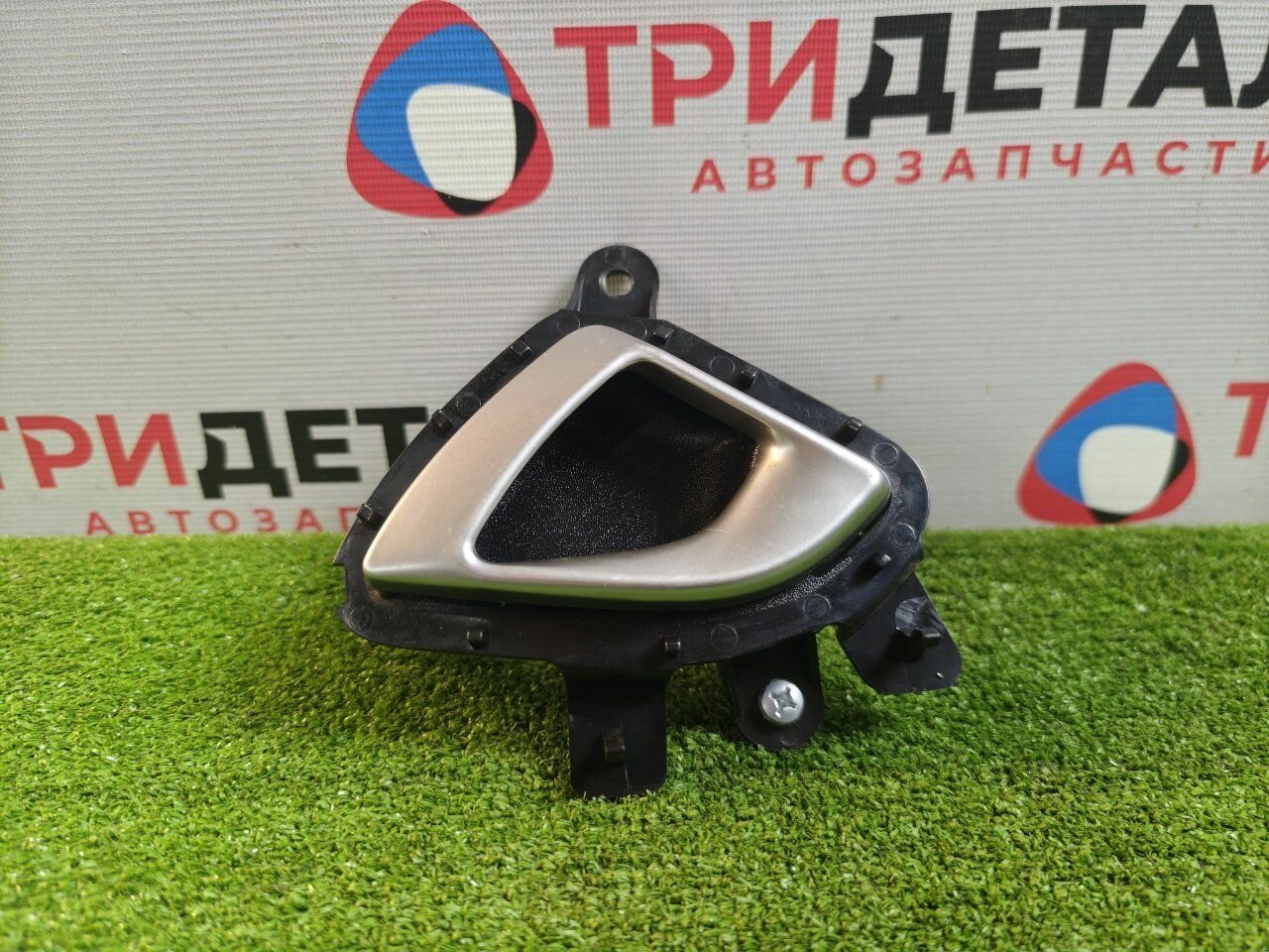 Ручка двери внутренняя Лада Гранта 1.6 11182 2024 задн. прав. (б/у)