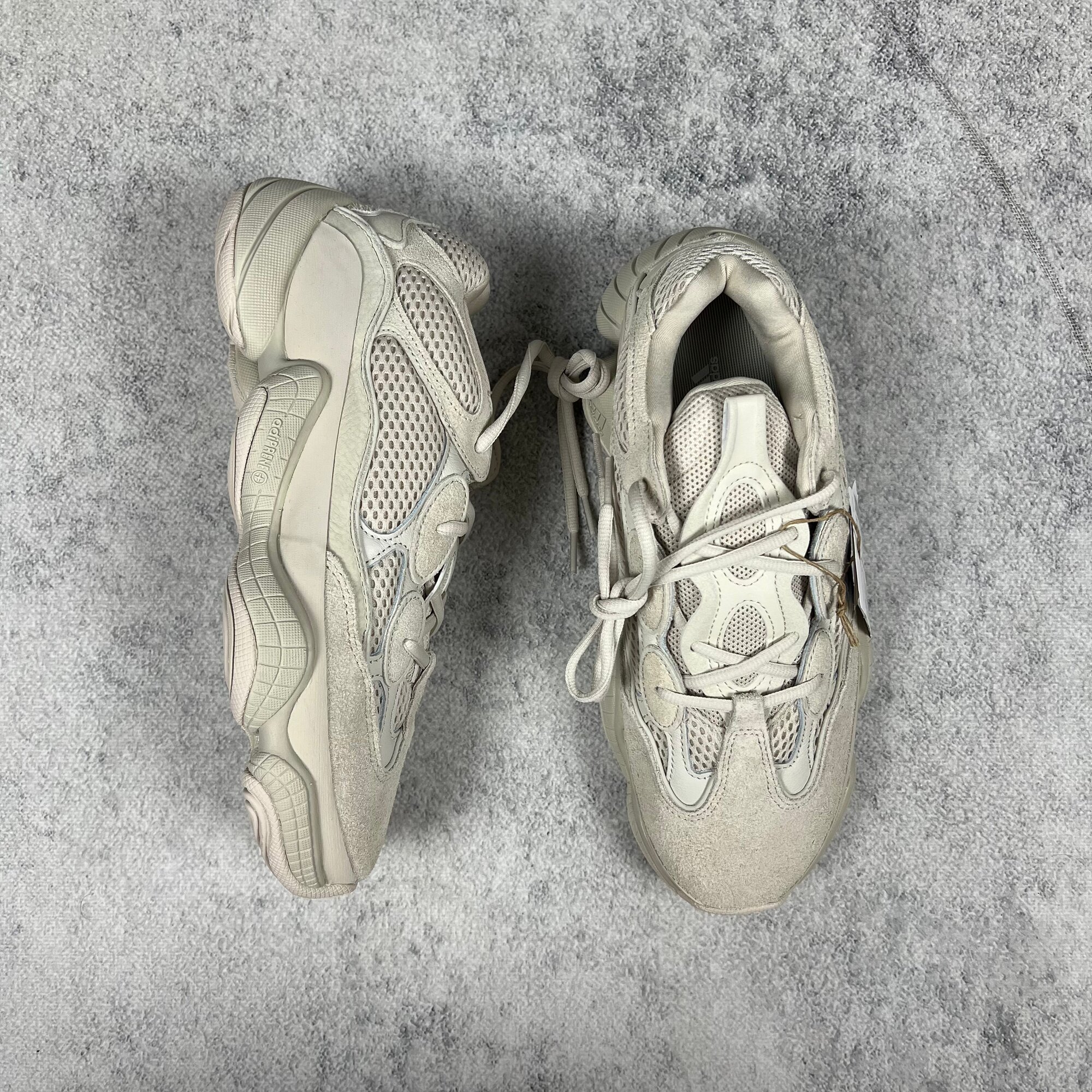 Кроссовки adidas YEEZY BOOST, размер 42.5, бежевый — фото 1