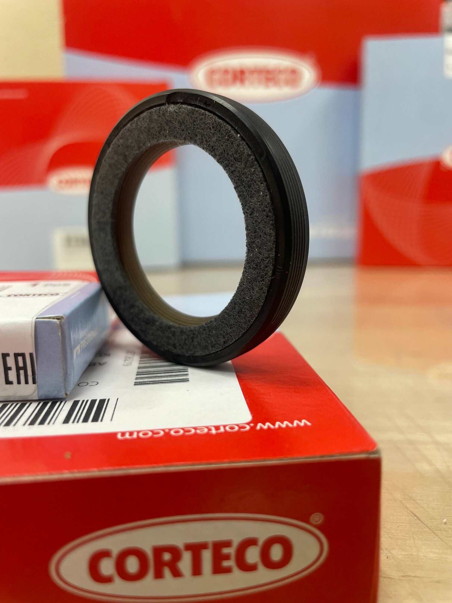 CORTECO Сальник коленвала передний PTFE 35x50x7 правое кручение арт. 15027932B