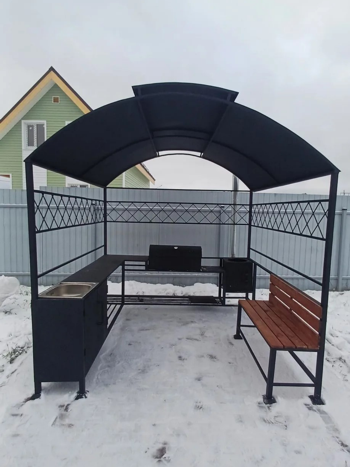 Мангал стационарный со скамейкой , крышка барбекю , для дома и дачи — фото 1