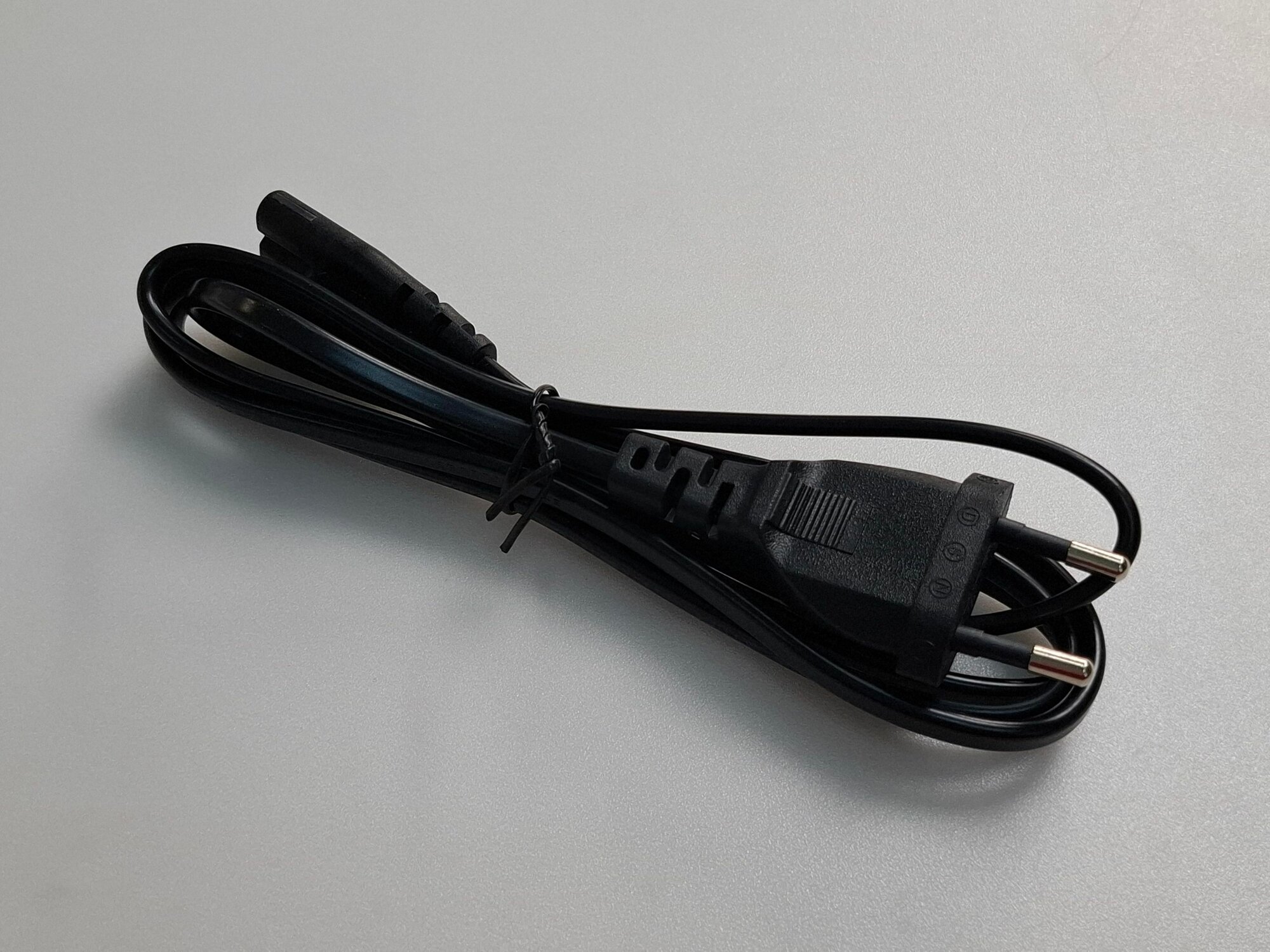 Кабель сетевой универсальный 220V, для телевизора Sber SDX-43F2128 P: ST4251B05-2 ver.2.5