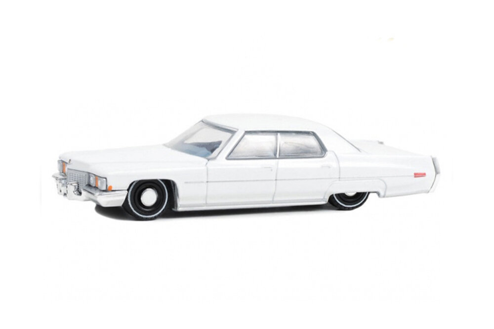 Модель коллекционная GREENLIGHT Cadillac sedan deville 1972 cotillion white (длина модели 6-10 см)