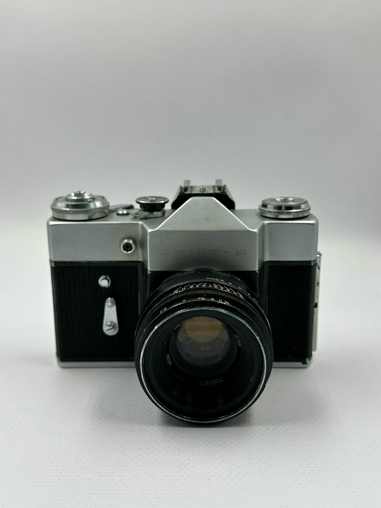 Фотоаппарат Зенит - В ZENIT-B с объективом Гелиос HELIOS-44-2 2/58 СССР Экспортный с футляром!