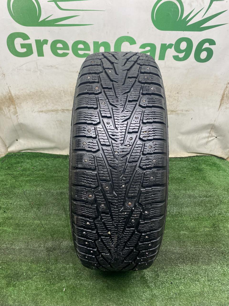 Зимние шины Nokian Tyres Hakkapeliitta 7 SUV 235/65 R17 20% износ KJV962779