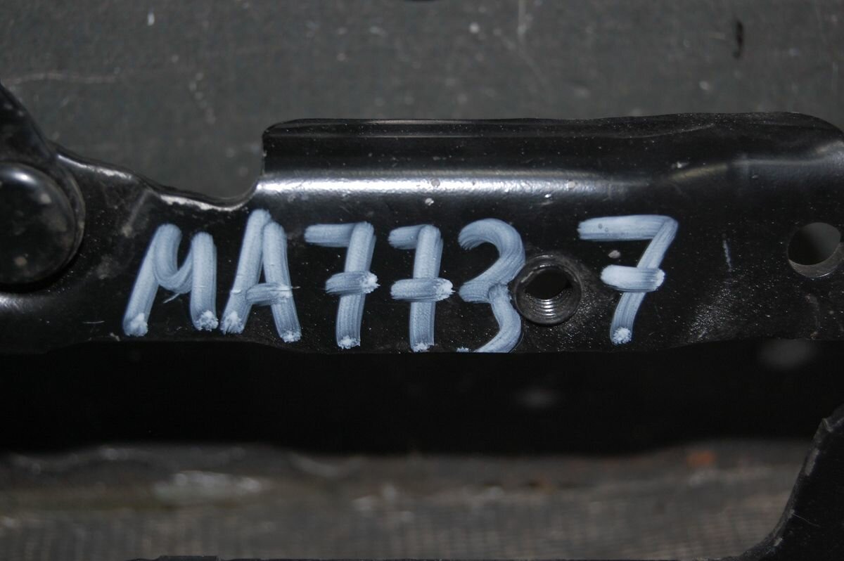 Петля капота правая для BMW 5 F10 (2009-17гг) 41617207200