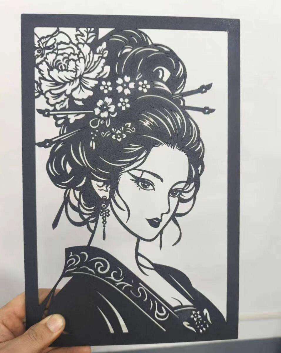 Металлическое панно "Китайская красавица" для интерьера 20x30cm