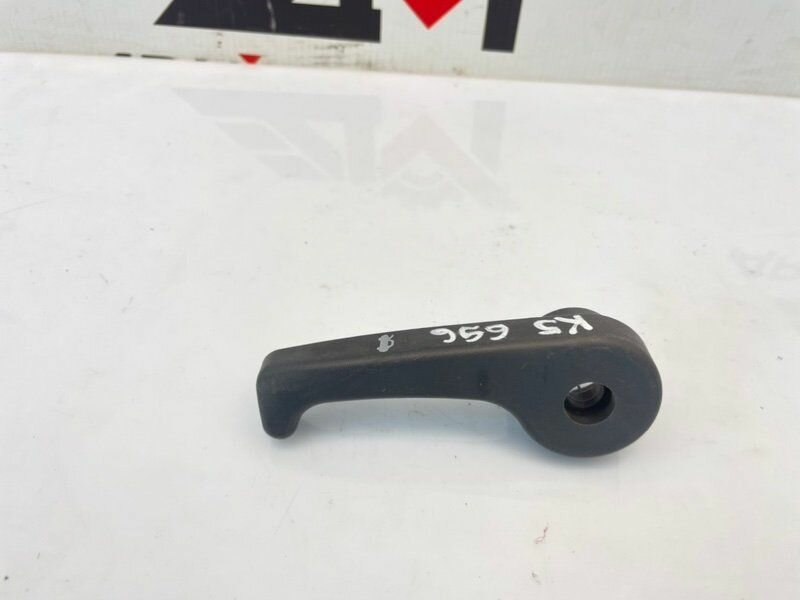 Ручка открывания капота Kia K5 2020 811812B000WK DL3 G4FP (с пробегом)