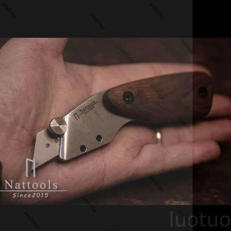 Nattools/Трапециевидный резак для кожи, ручка из черного ореха, 0 встряхиваний и 0 деформаций