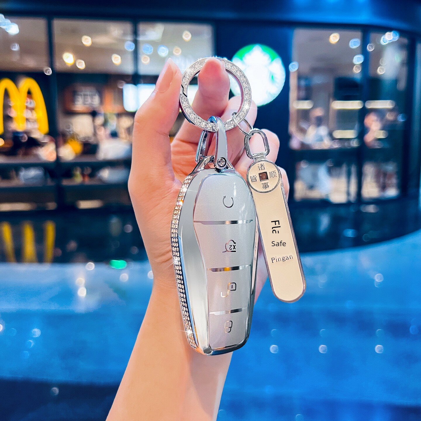 Ключевой браслет BYD I-стиль с блестками песочный серебристый и удачным номером для моделей Dolphin, Song Plus, Han EV