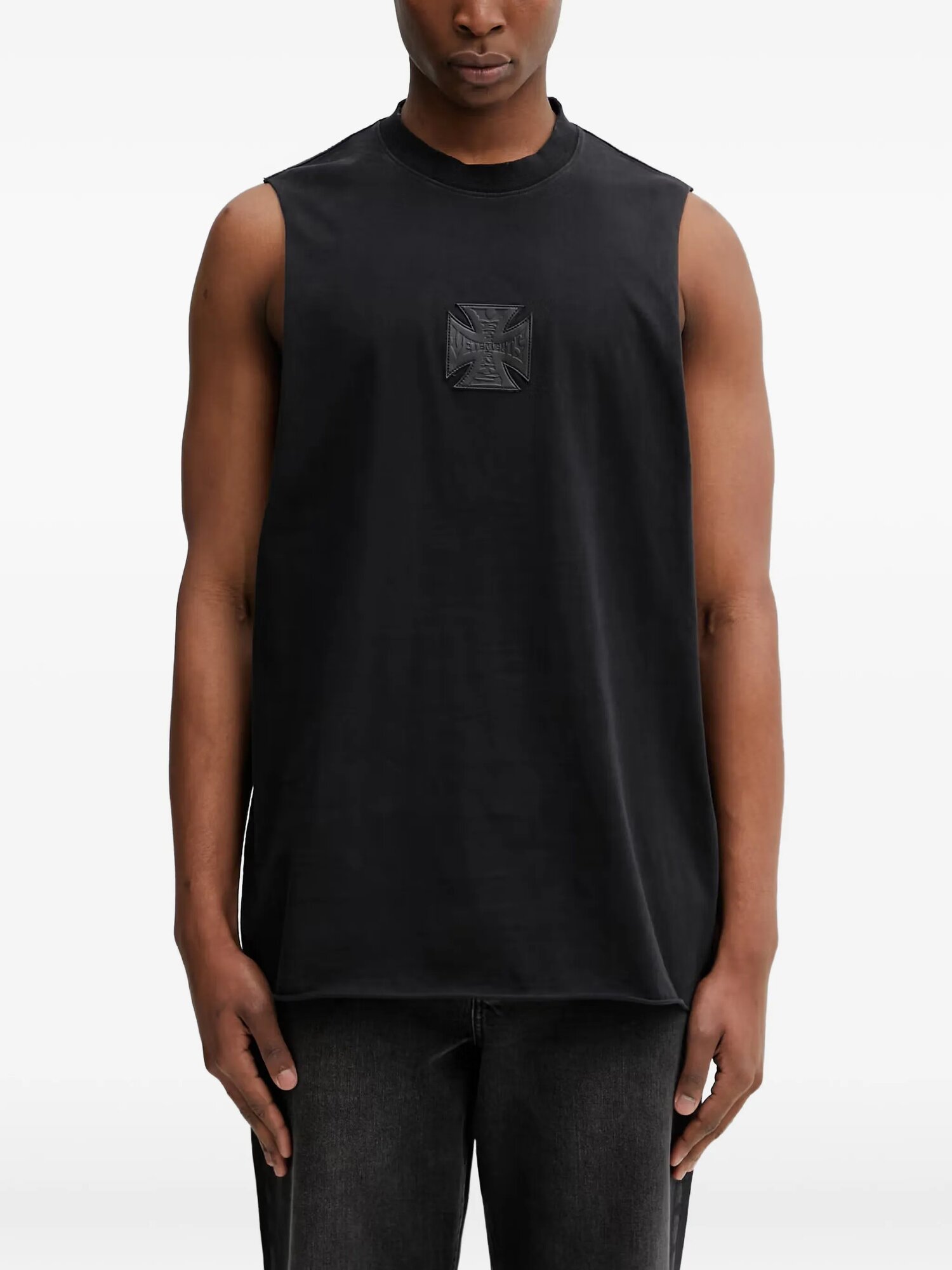 Топ Logo-patch tank