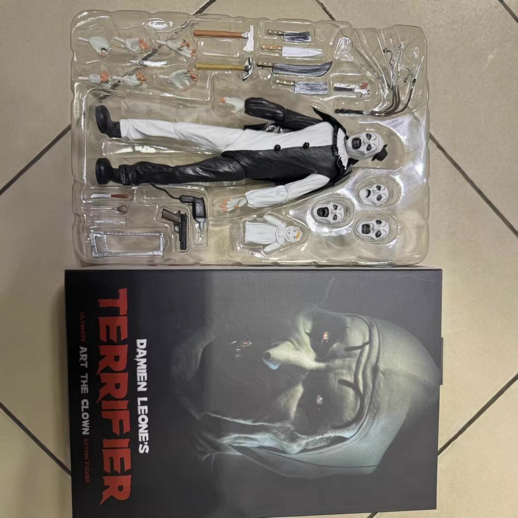 NECA 45251 Территориарт Клоун Террифайер 7 Дюймовая Фигурка Коллекционная Цвет：Клоун Террифайер