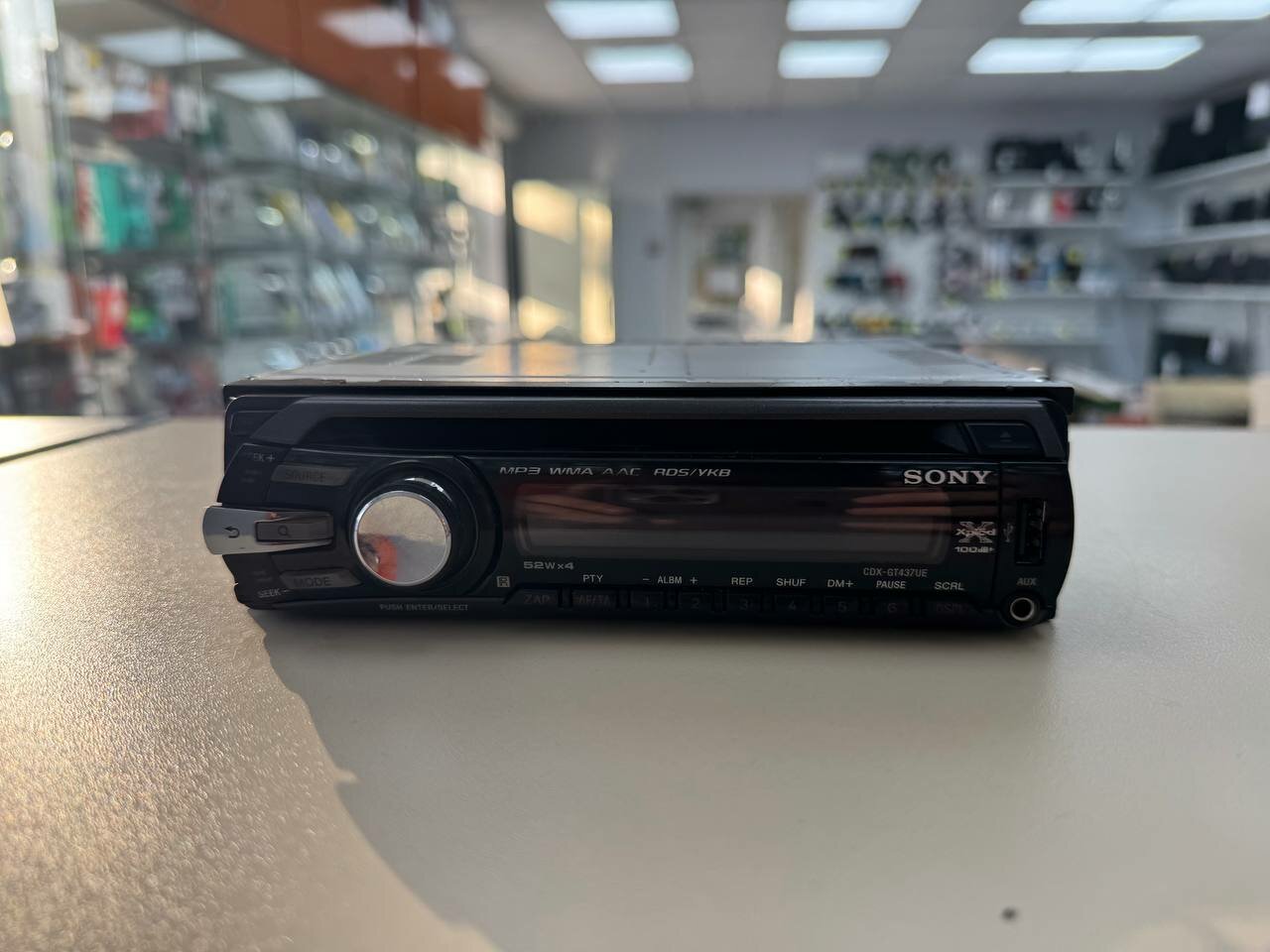 Магнитола SONY cdx-gt437ue б/у уценка