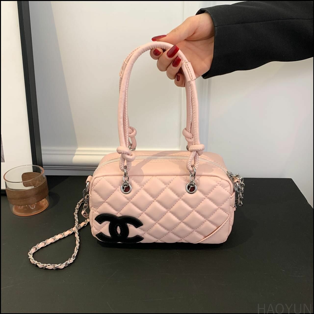 Качественный кроссбоди Chanel для плеча
