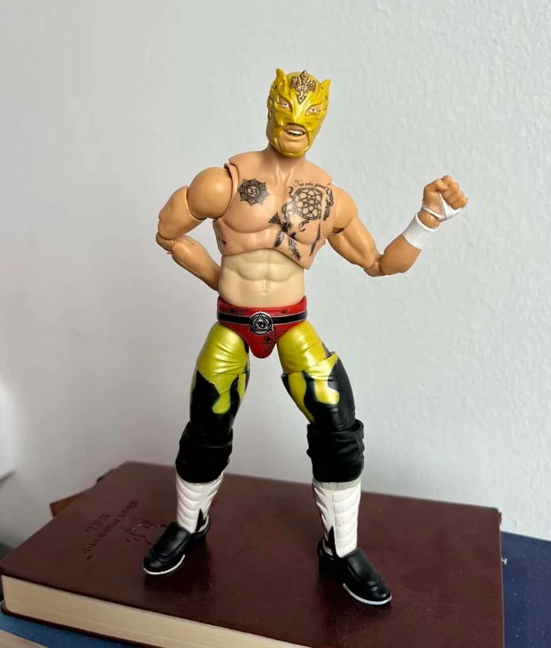 Фигурка WWE Нео-Японский Рестлер, 6 дюймов, черный