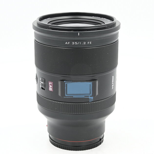 Объектив Viltrox AF 35mm f/1.2 LAB Sony FE