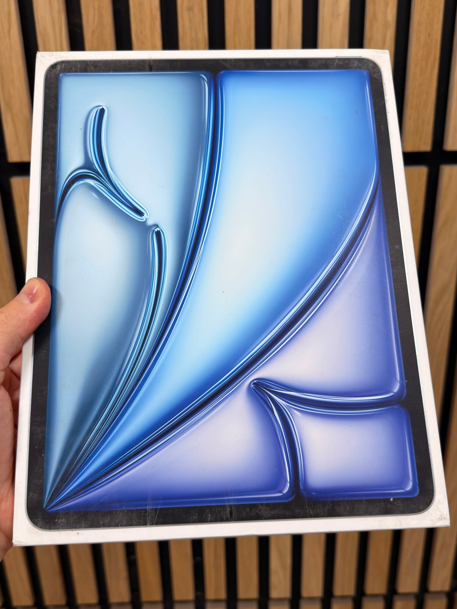 13" Планшет Apple iPad Air 13, 2026, M4, 256 ГБ, Wi-Fi, Blue