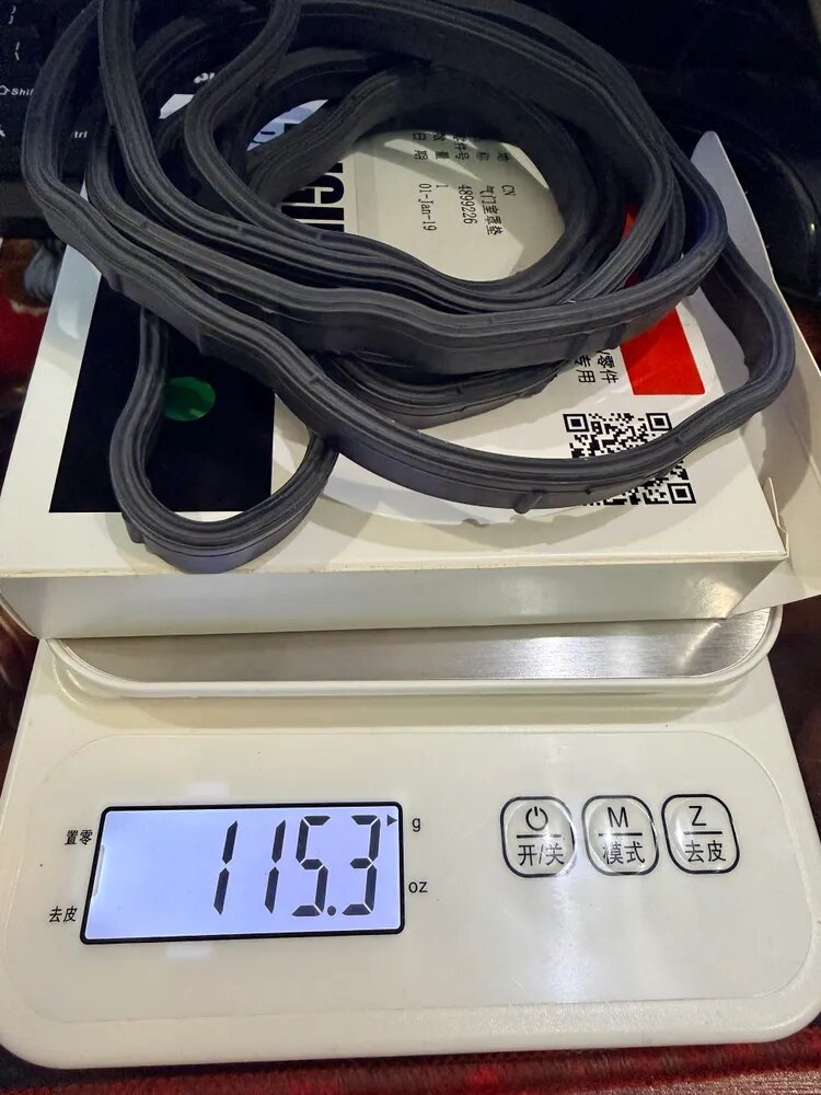 Комплект для ремонта прокладок клапанной крышки двигателя Cummins 6ISBe4899226