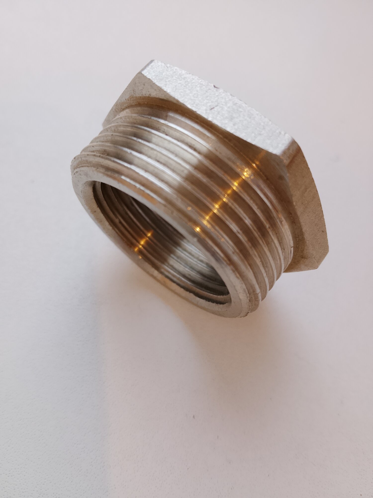 Футорка хром "1"1/4 наружн, на "1" внутр.