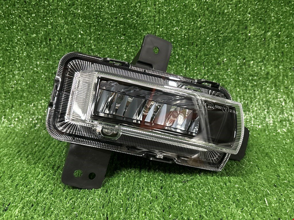 Фара противотуманная левая Geely Coolray 6600107979 арт. 2264547