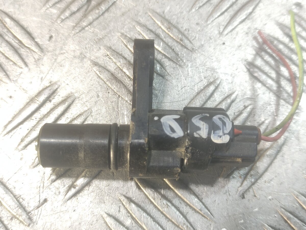 Датчик скорости TOYOTA Camry v40 8941324010