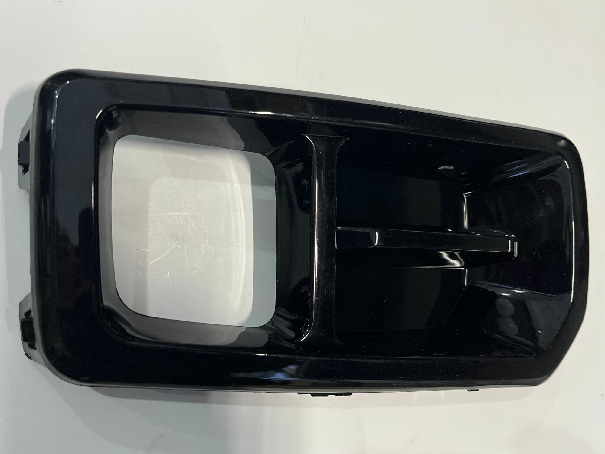 Накладка фонаря противотуманного левого Haval Dargo [2.0 16V 7AMT внедорожник 4X4] 2804139XKN04A