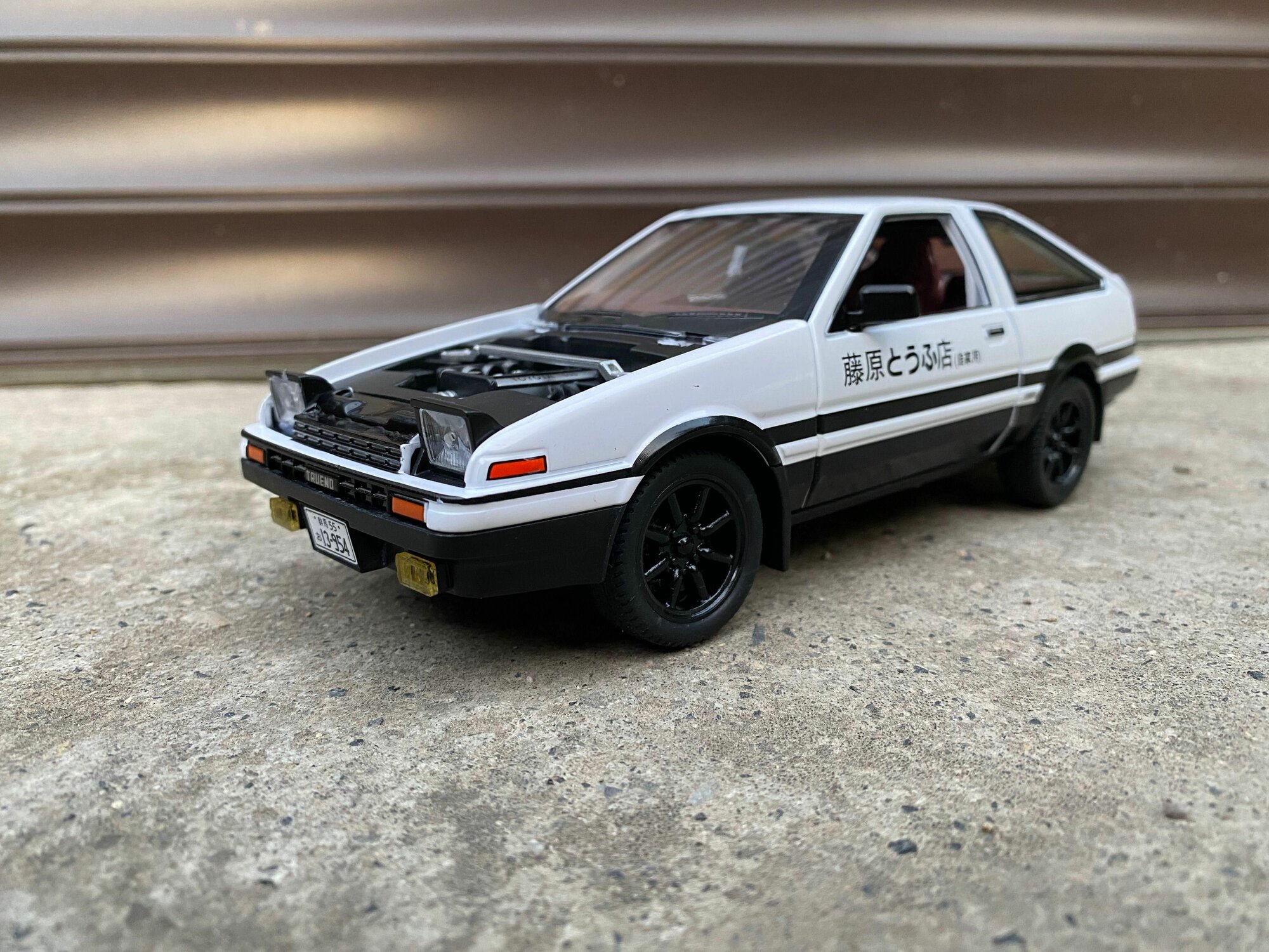 Машинка металлическая Toyota Sprinter Trueno AE86 / Тойота Спринтер Труэно